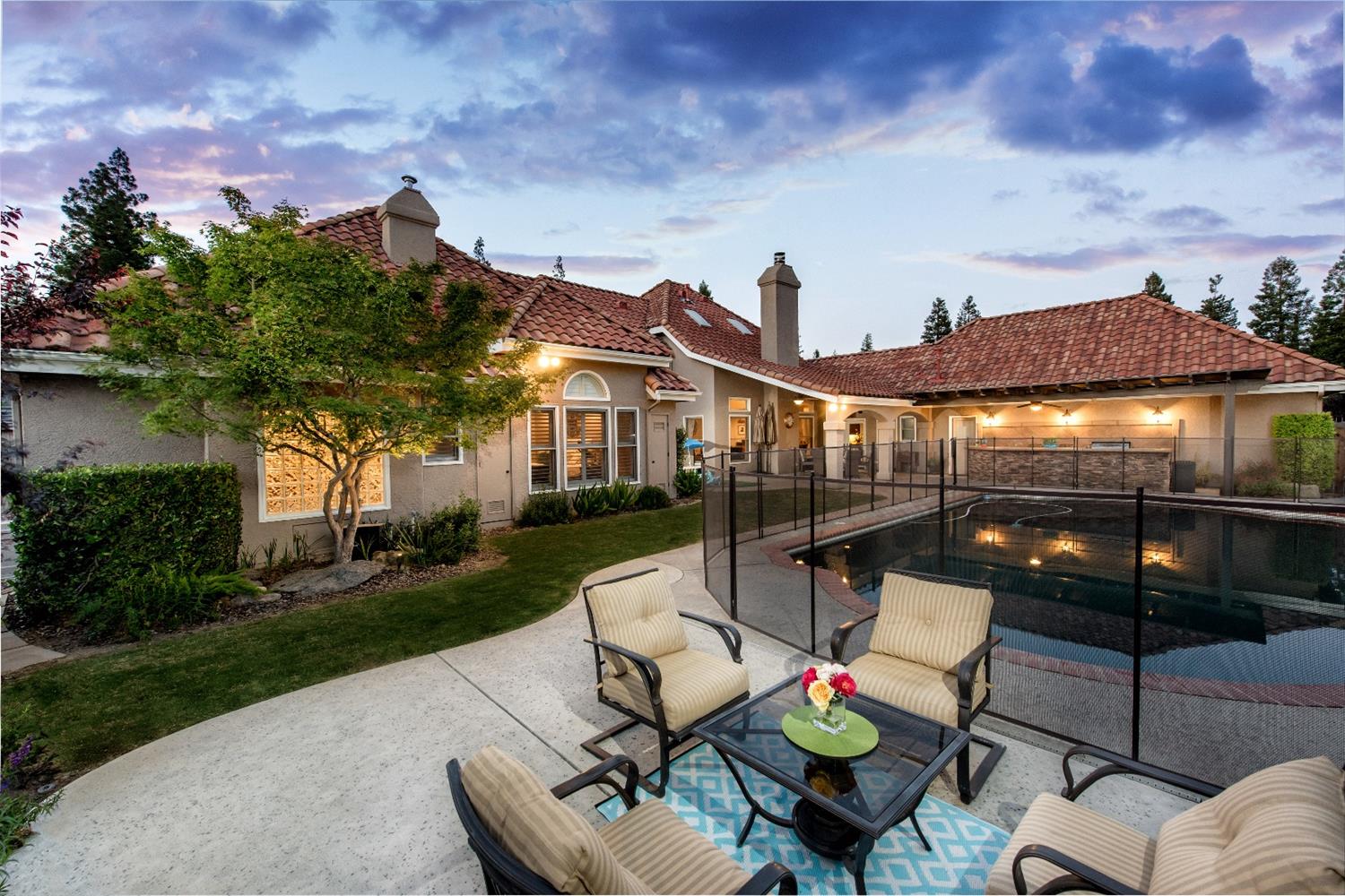 Gorgeous Move In Ready Home in Chelsea Knolls II - FresYes!