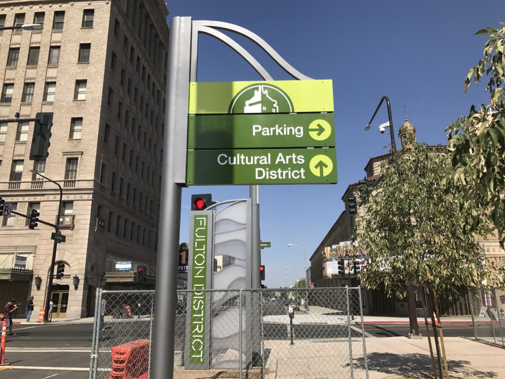 More signs added to downtown Fresno, and they look awesome - FresYes!
